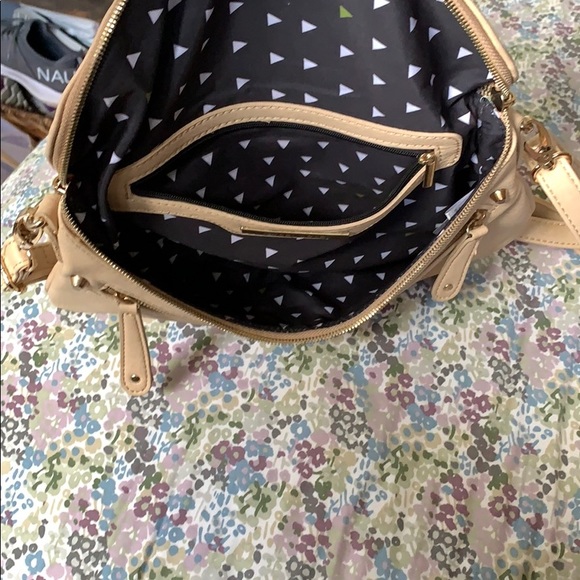 Street Level | Bags | Tan Crossbody Bag | Poshmark